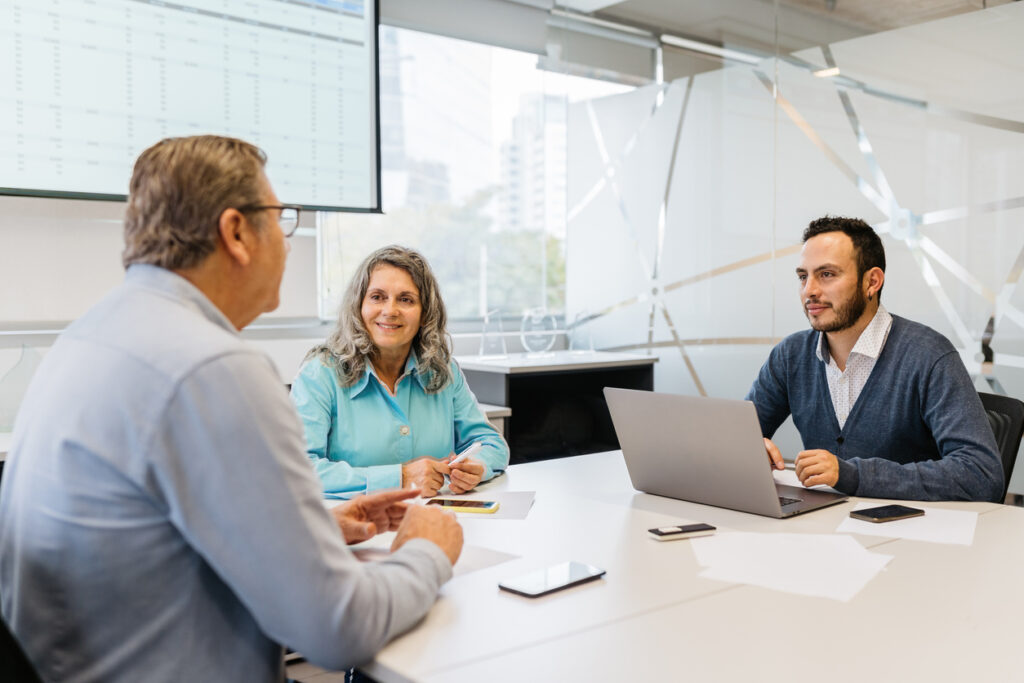 Executive Search - Thrive TRM